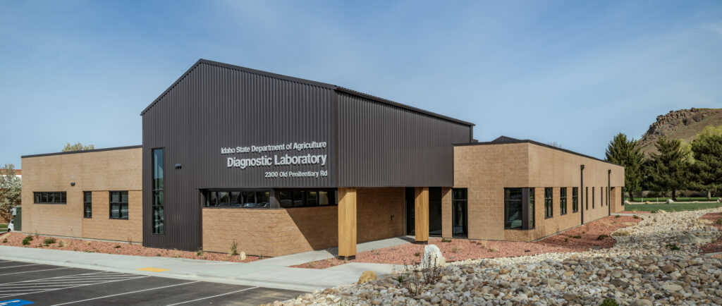 Isda Diagnostic Lab Ribbon Cutting Pivot North Architecture