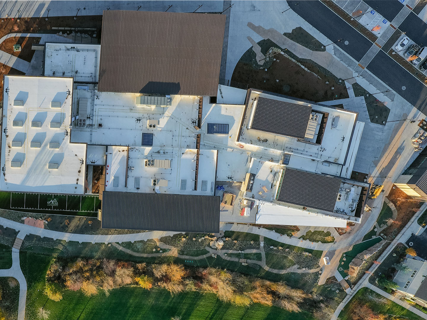 The Idaho Outdoor Fieldhouse - Pivot North Architecture